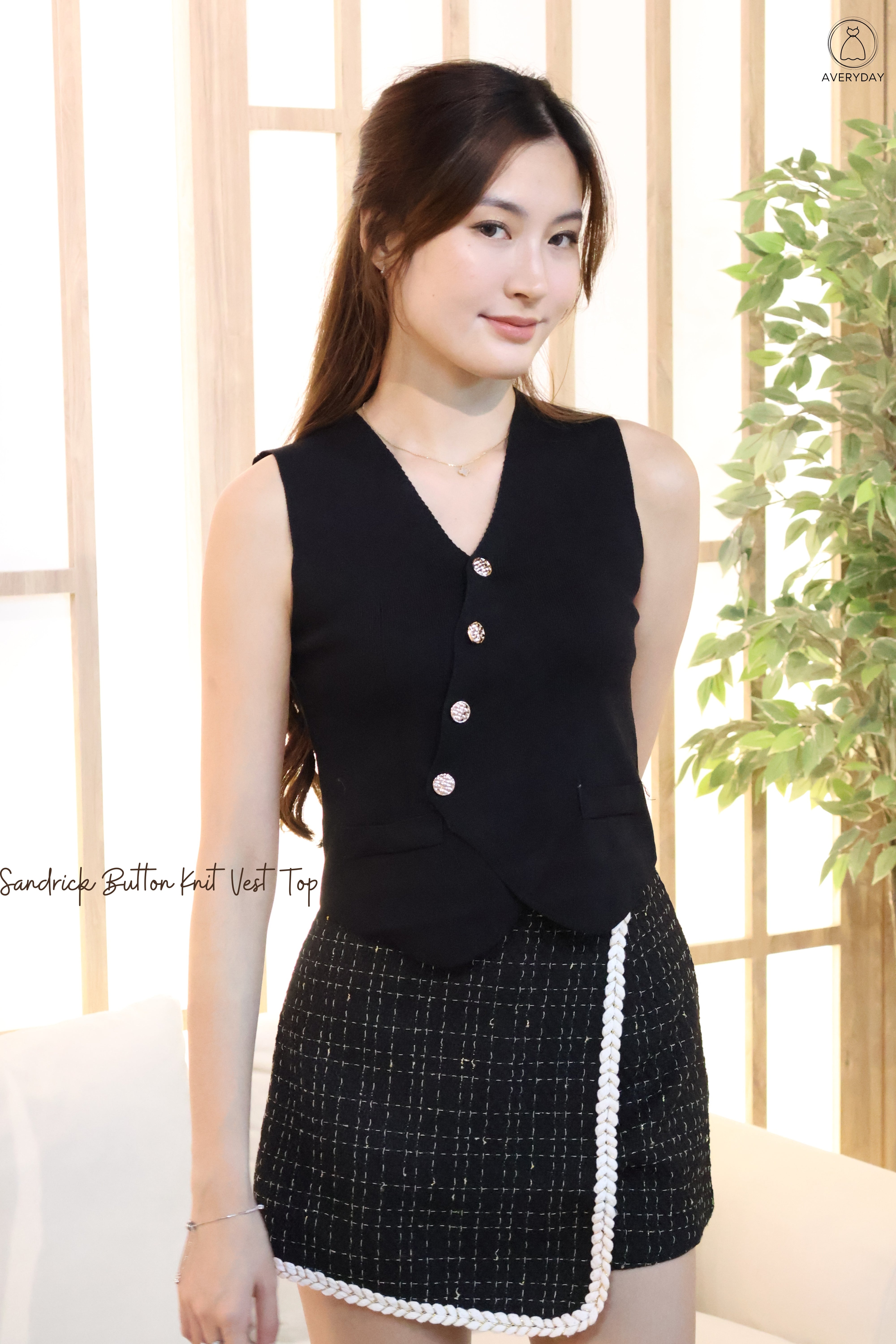 Sandrick Button Knit Vest Top In Black – AveryDay