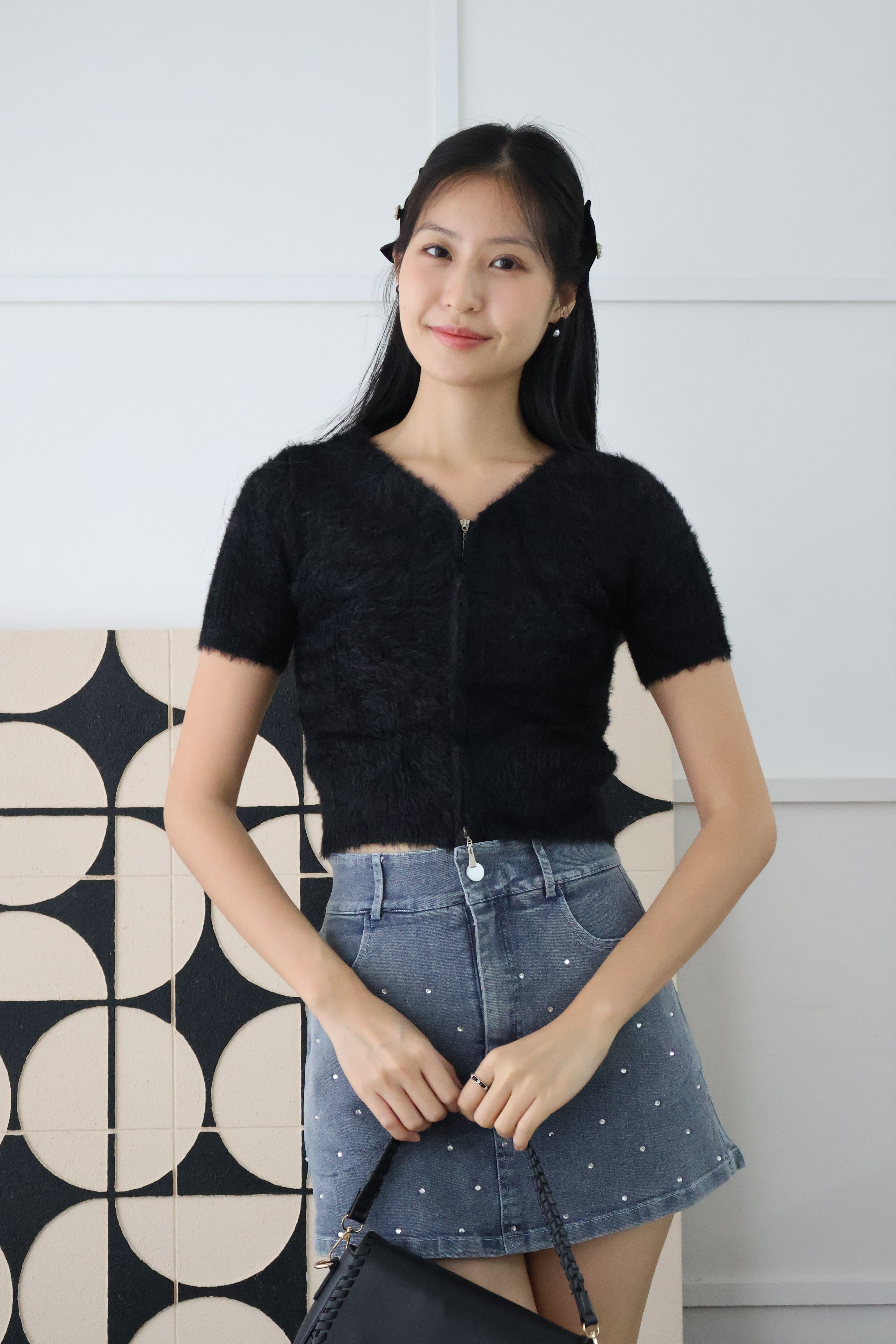 Kira Furry Double Zip Top In Black – AveryDay